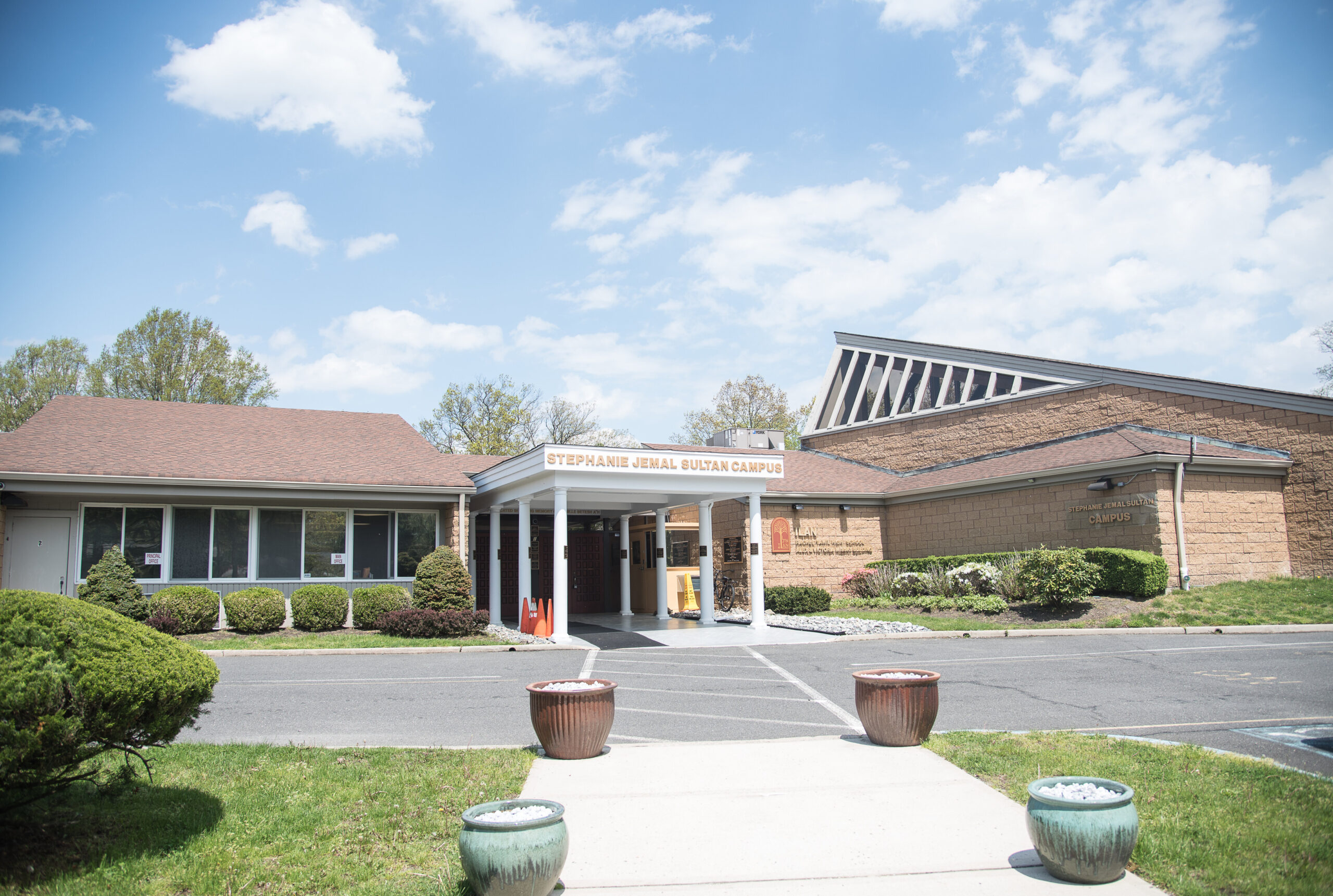 Ilan High School – A Place To Grow